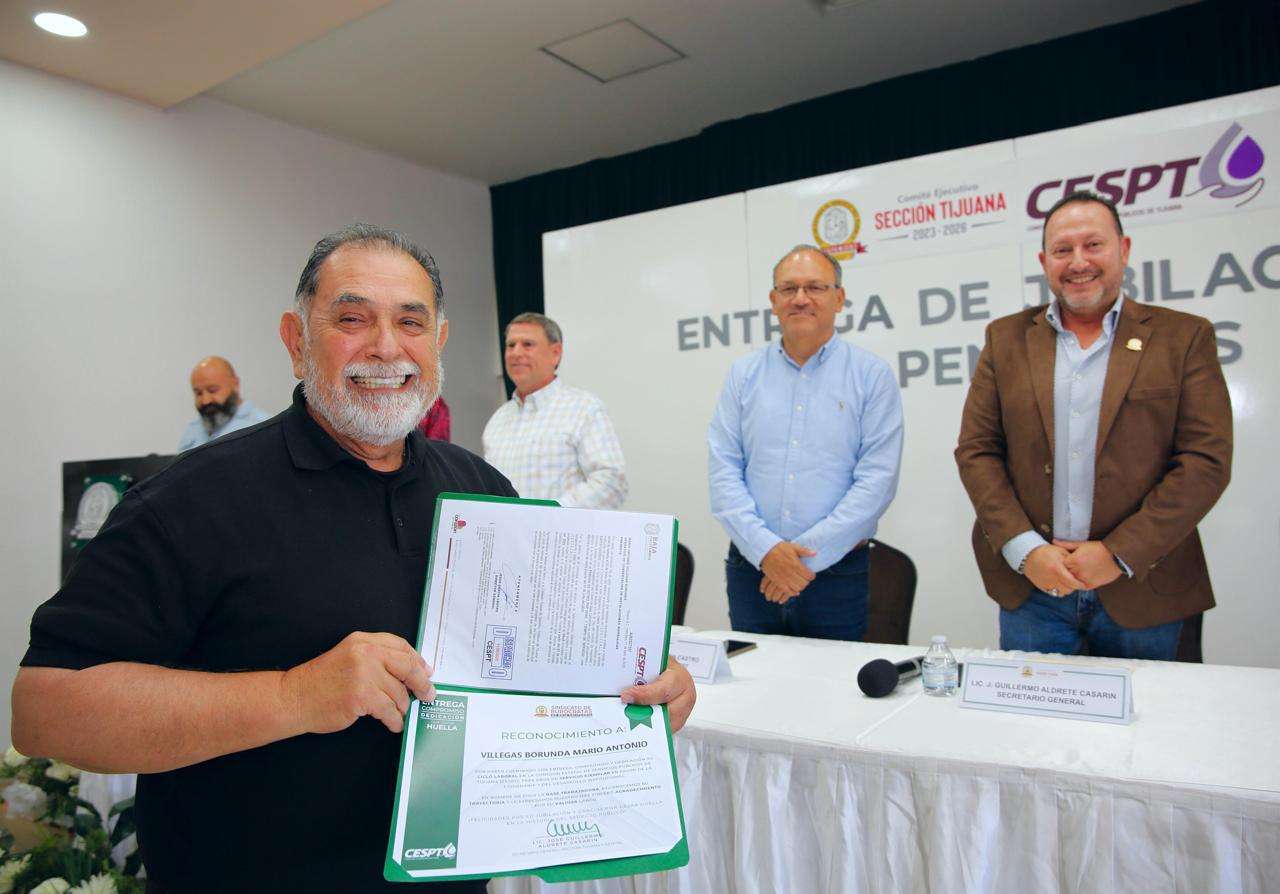 ENTREGA CESPT JUBILACIONES Y PENSIONES - Guardián Tijuana